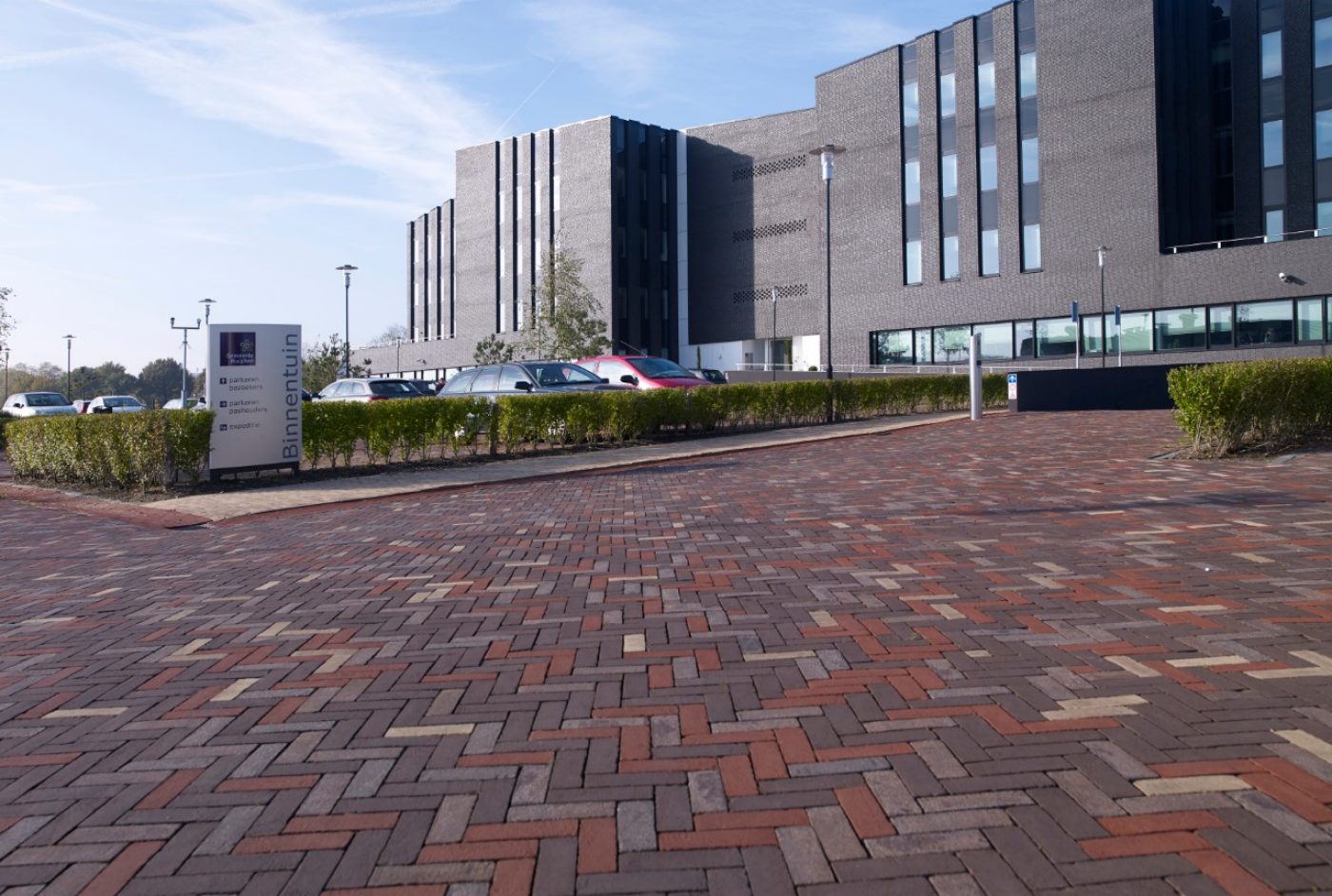 Ontwikkeling | Buitenruimte dienstverleningscentrum, Rucphen | Wienerberger